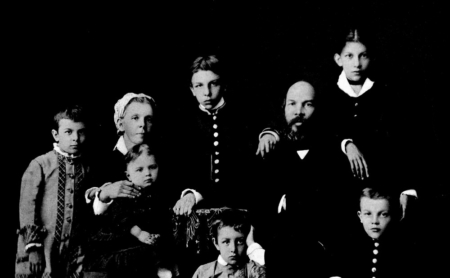 The Levers of Sociobiology: Power Laws from Stalin to Starlings – The ...